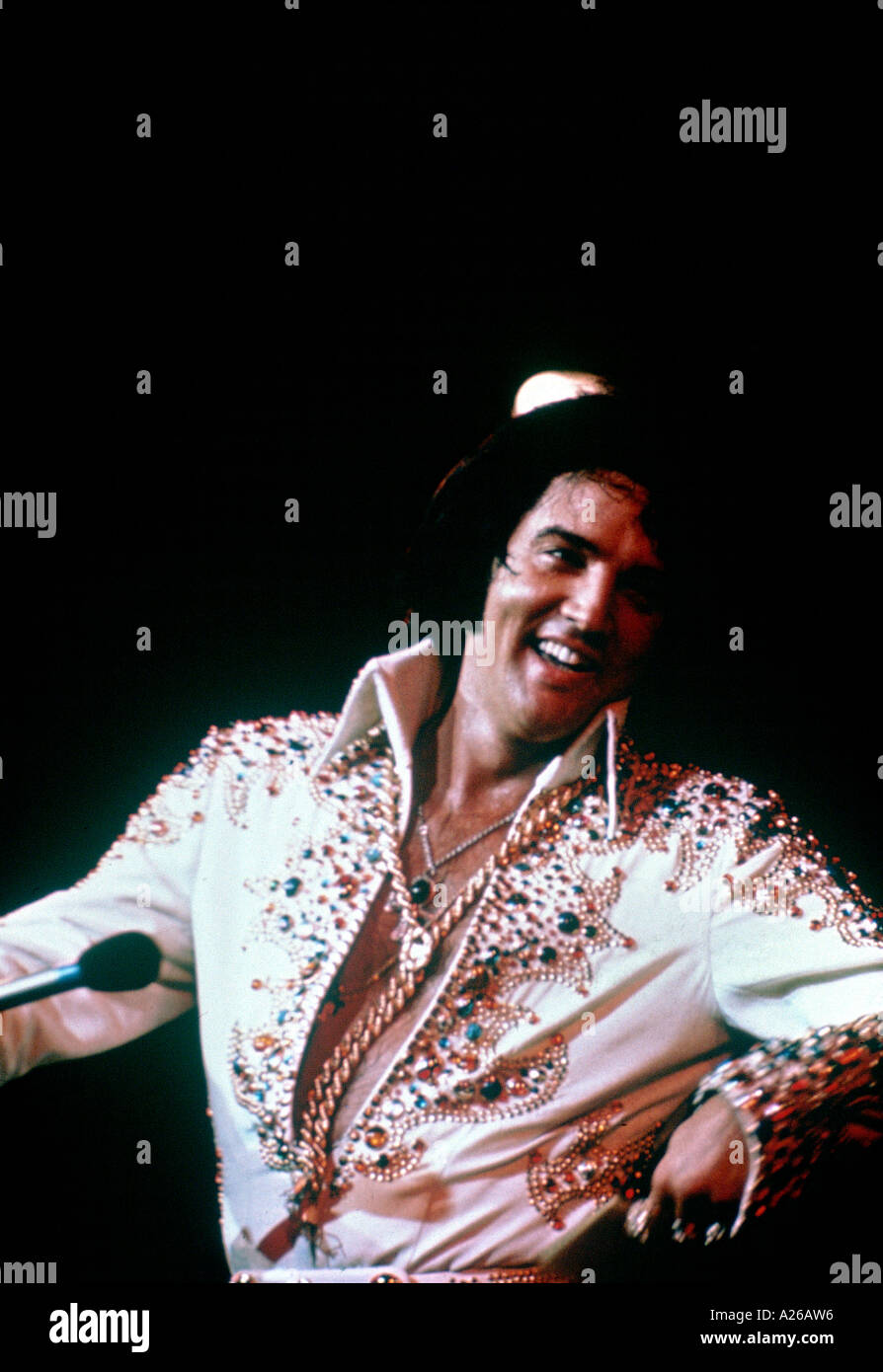 Elvis presley 1973 hi-res stock photography and images - Alamy