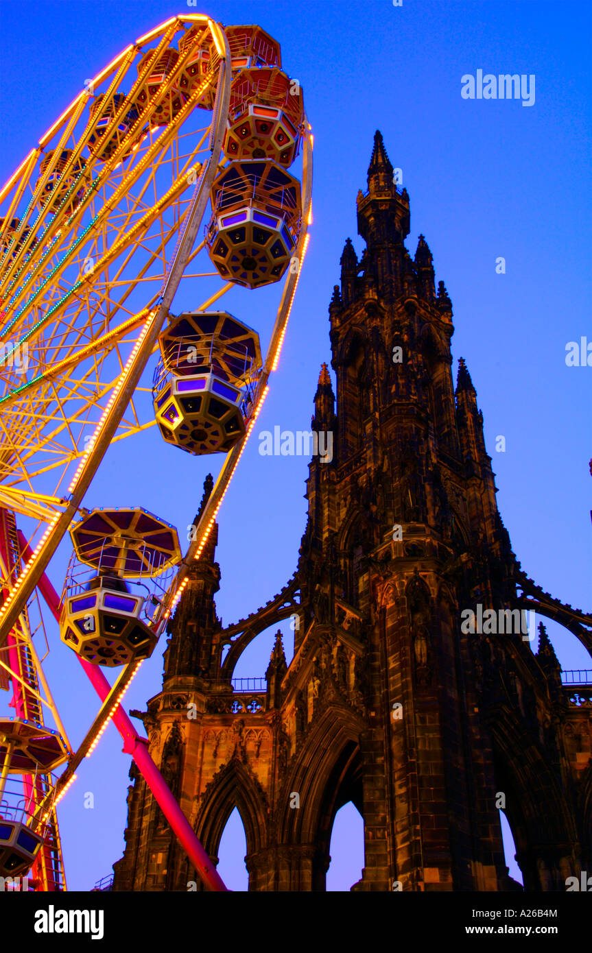 Spinning ferris wheel edinburgh hi-res stock photography and images - Alamy