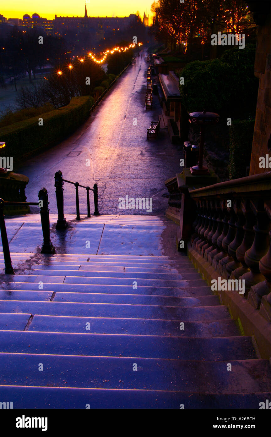 Edinburgh steps hi-res stock photography and images - Alamy
