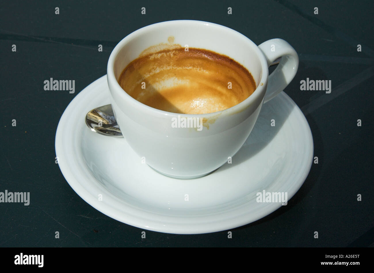 Empty coffee cup! Stock Photo - Alamy