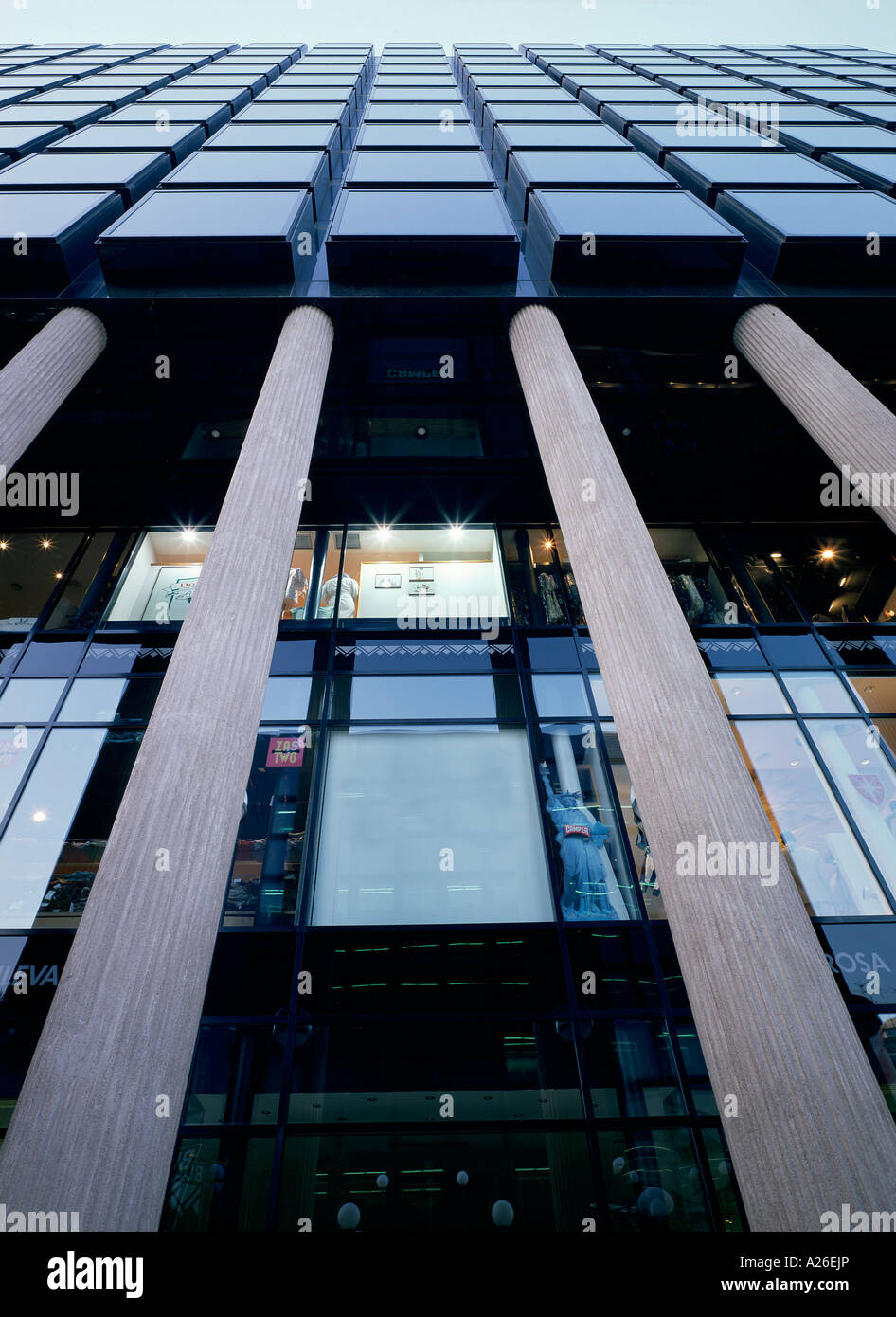 Well designed structures hi-res stock photography and images - Alamy