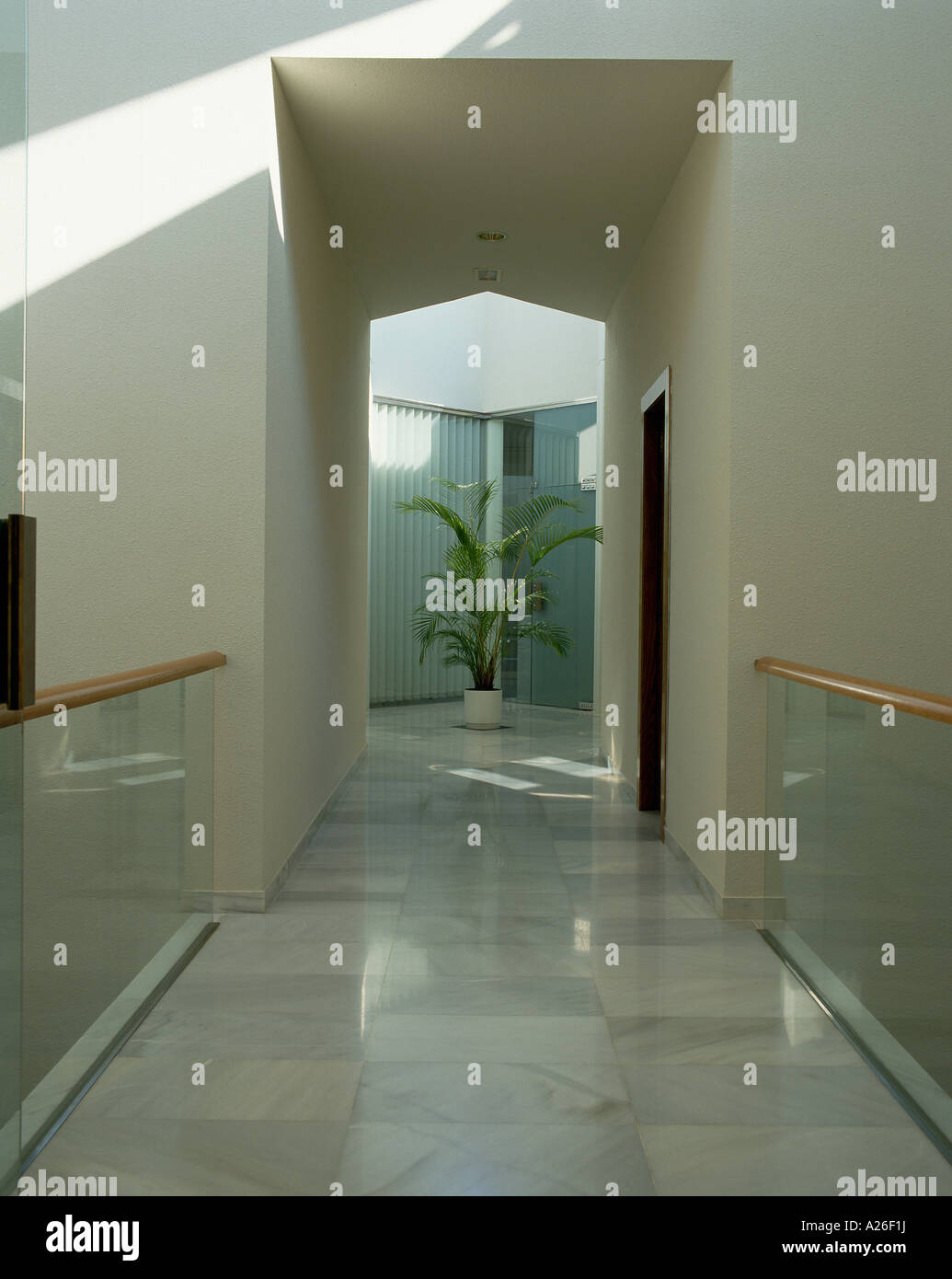 Narrow corridor white walls hi-res stock photography and images - Alamy