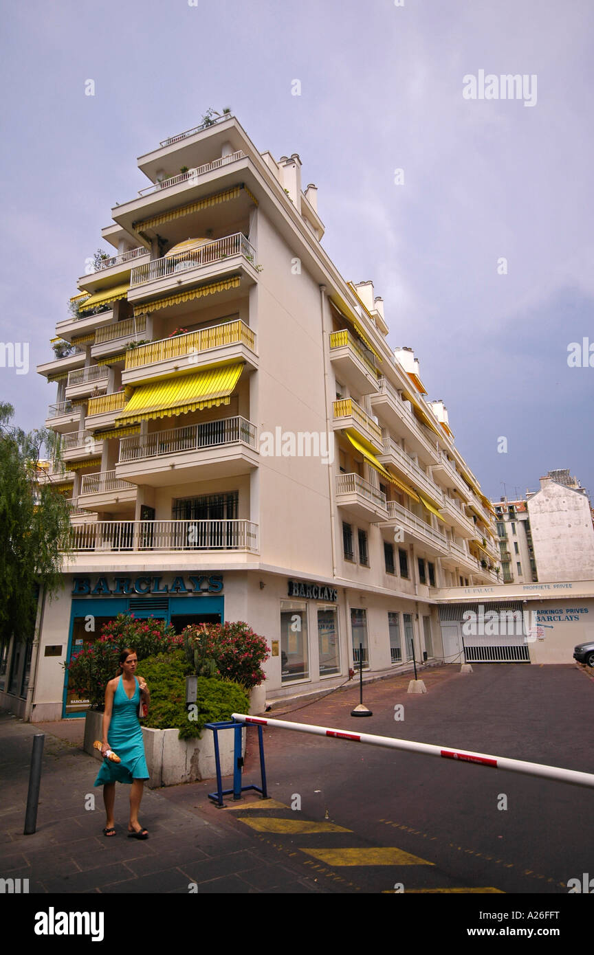 Modern residential building in central Nice Stock Photo - Alamy