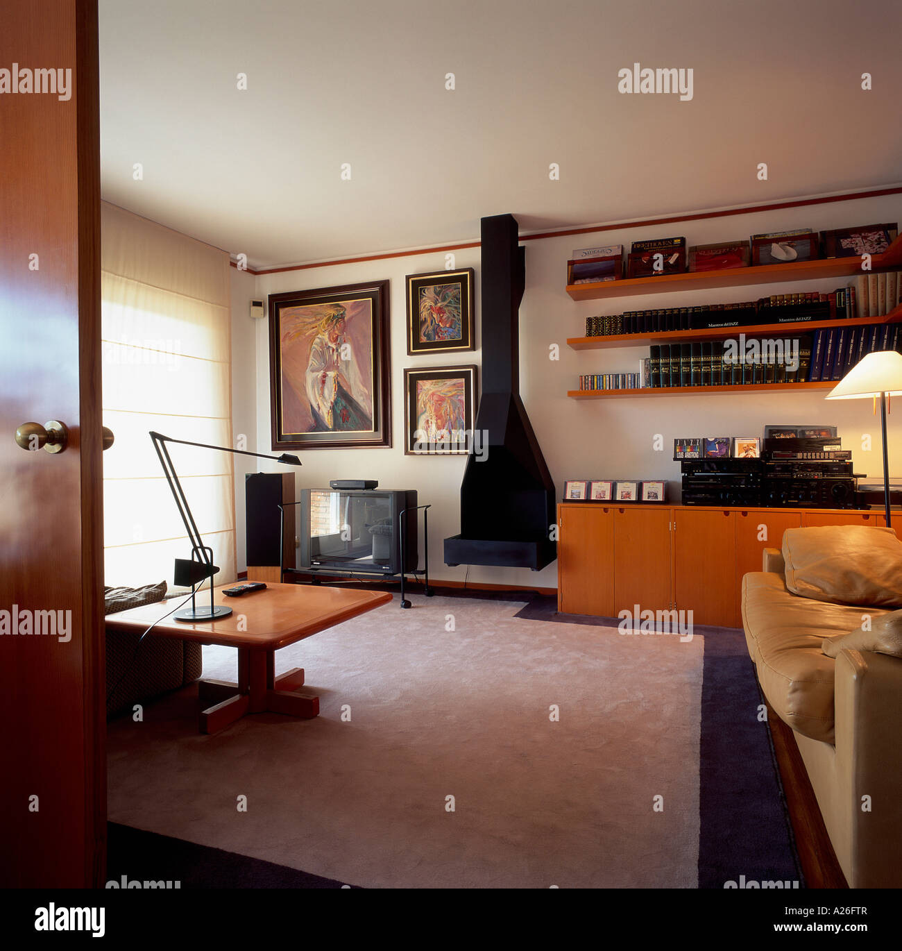 Well organized tables hi-res stock photography and images - Alamy