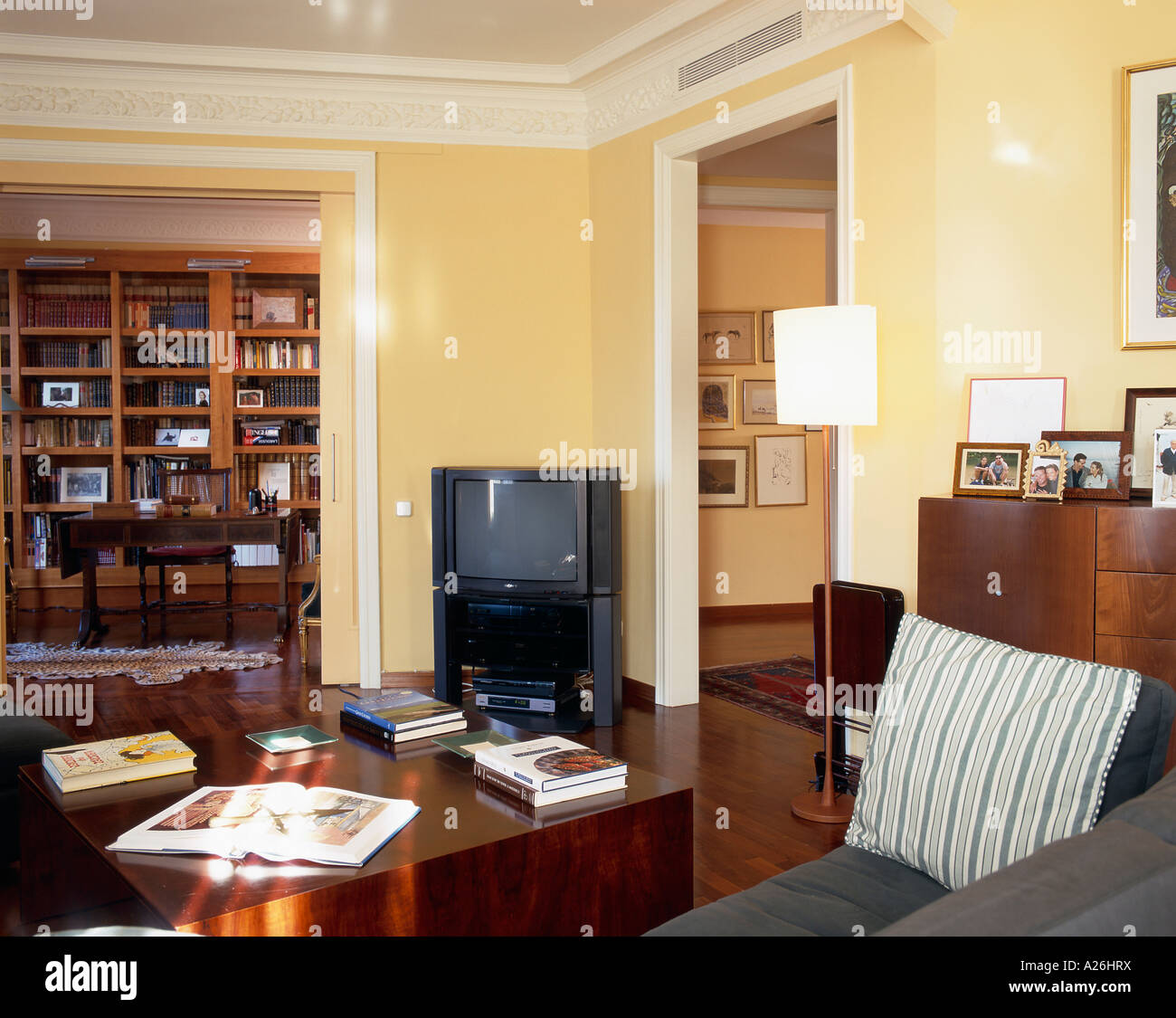 View of a coffee table in a living room Stock Photo - Alamy