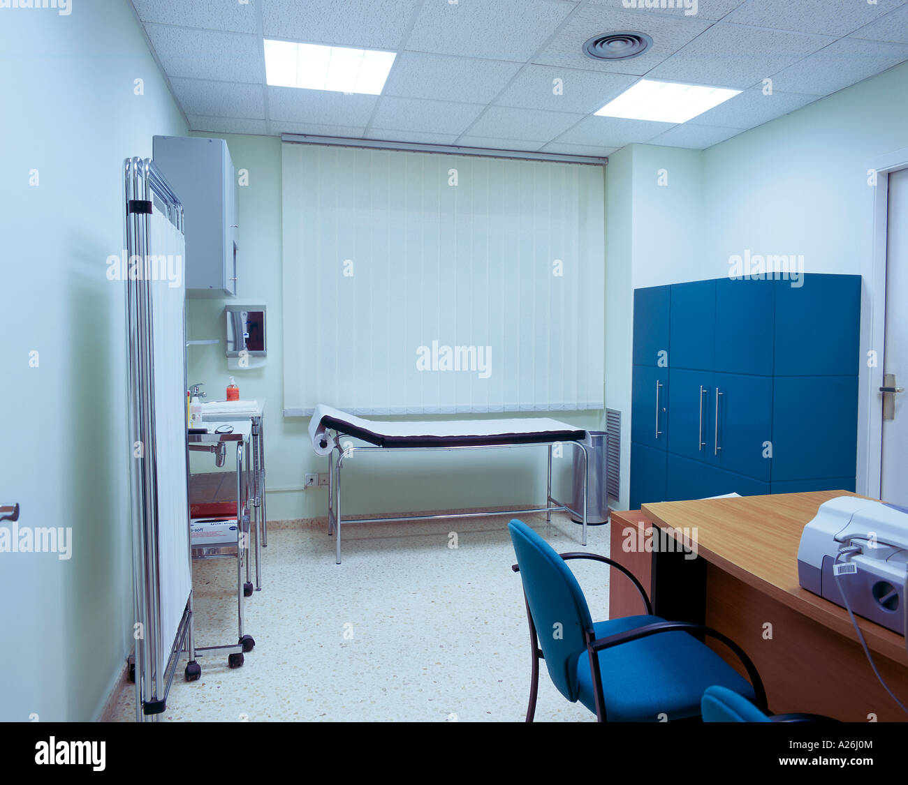 Infirmaries hi-res stock photography and images - Alamy