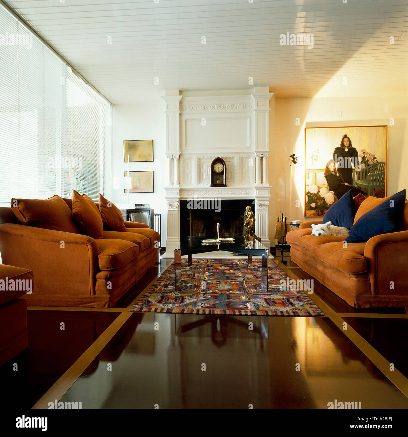 View of a cozy living room Stock Photo - Alamy