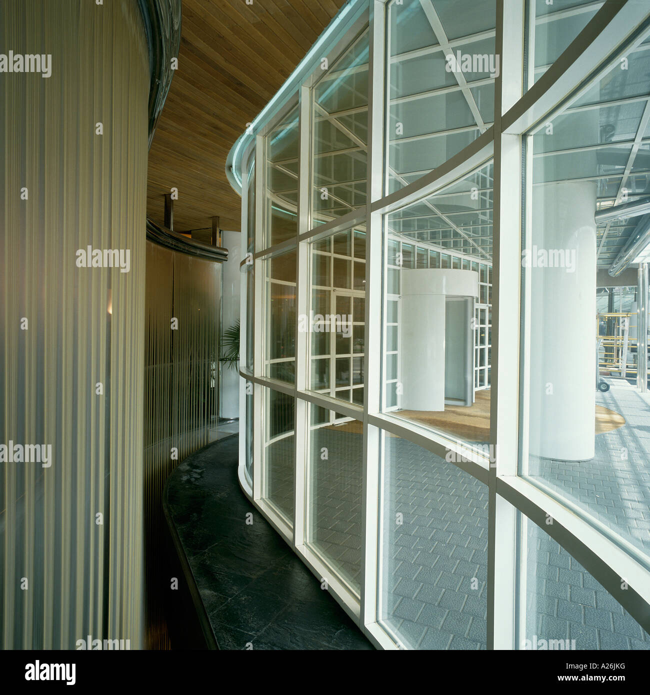 Commercial passageways hi-res stock photography and images - Alamy