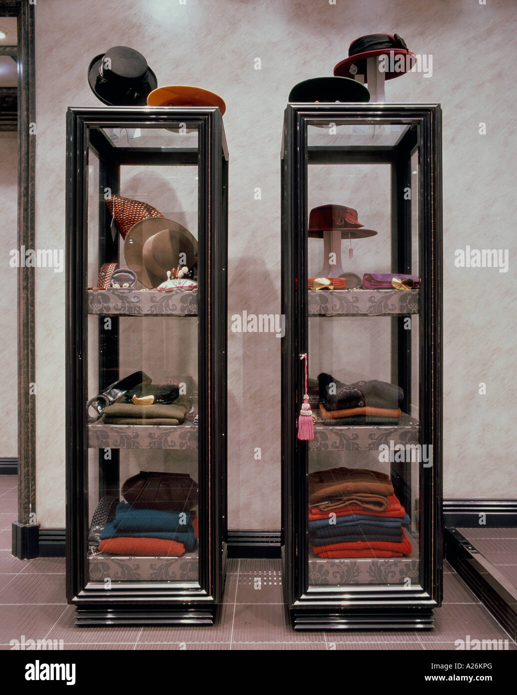 Contemporary display cases hi-res stock photography and images - Alamy