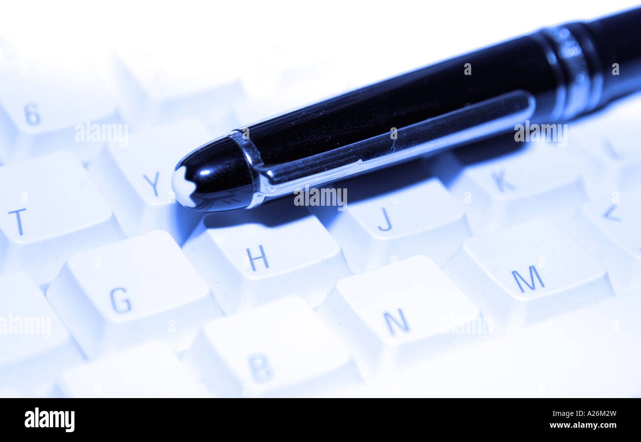 Mont blanc fountain pen hi-res stock photography and images - Alamy