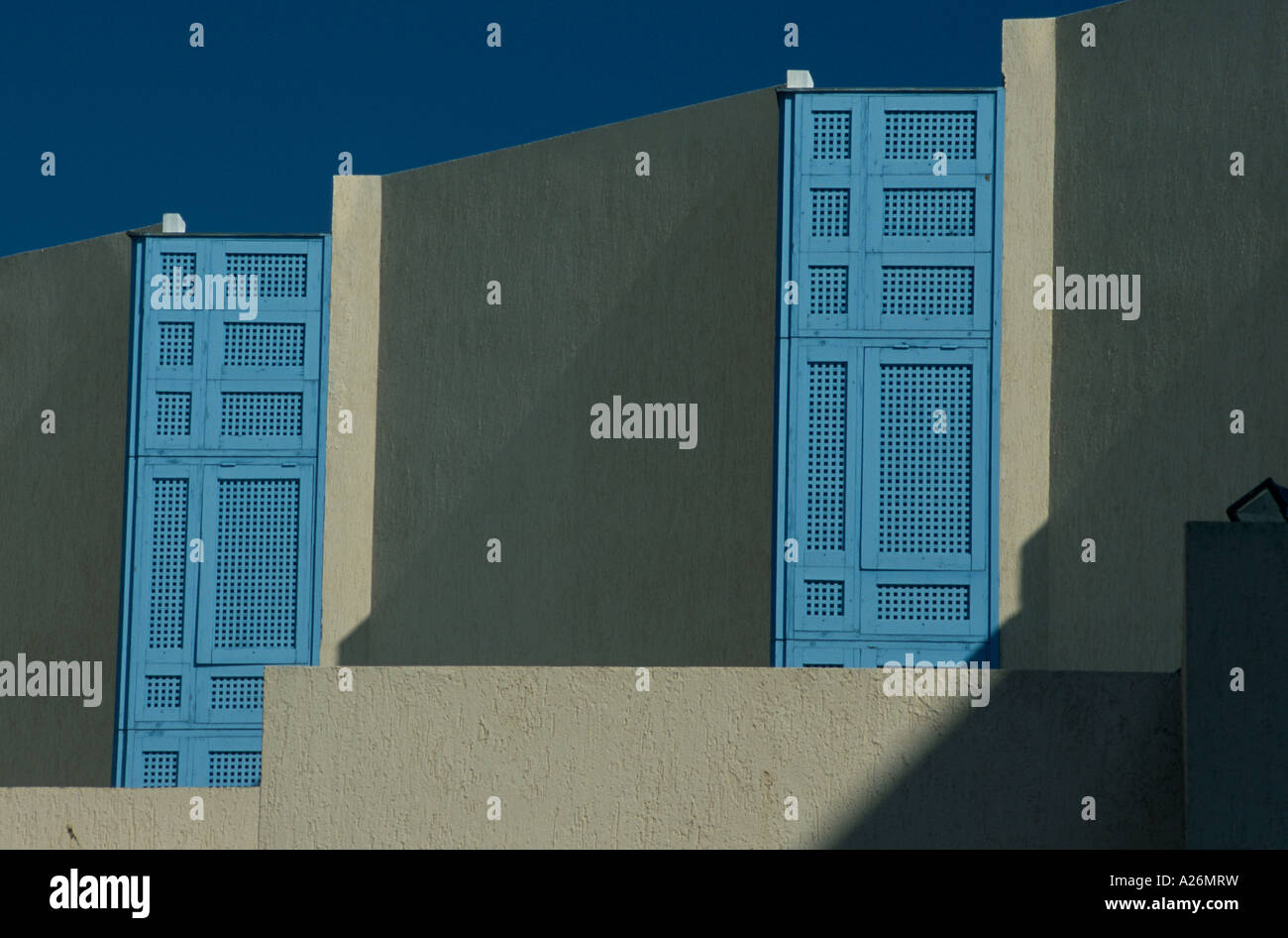 Two single doors hi-res stock photography and images - Alamy