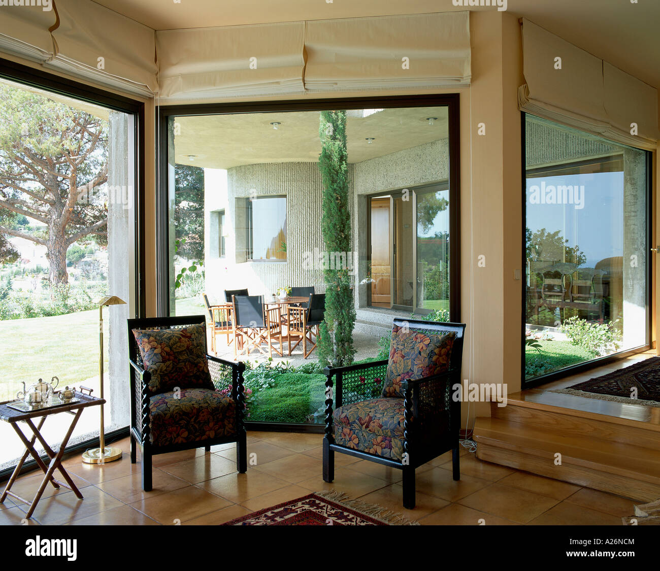 Well upholstered armchair hi-res stock photography and images - Alamy