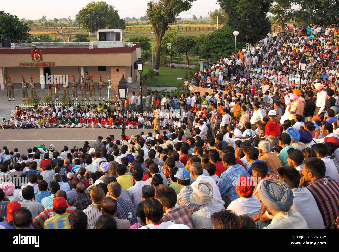 India Wagha Pakistan border crossing ceremony of the closing of the ...