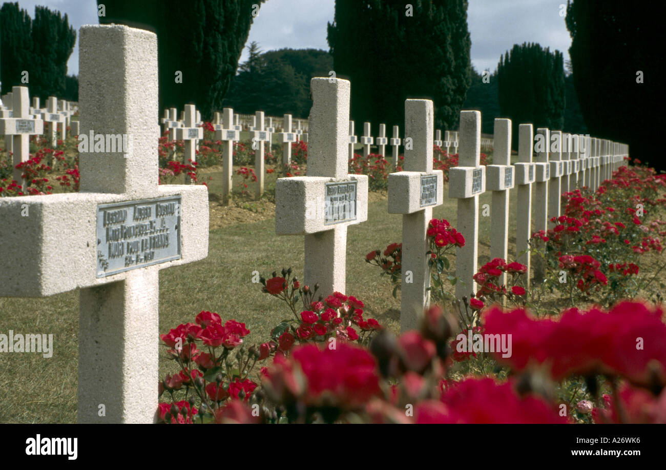 First world war battle of verdun cross hi-res stock photography and ...