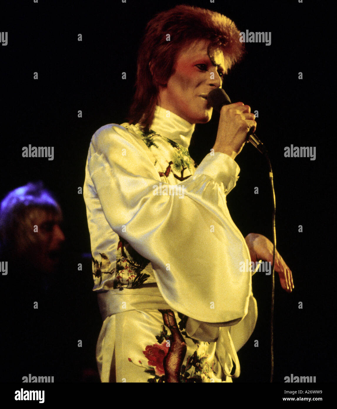 David bowie 1973 hi-res stock photography and images - Alamy