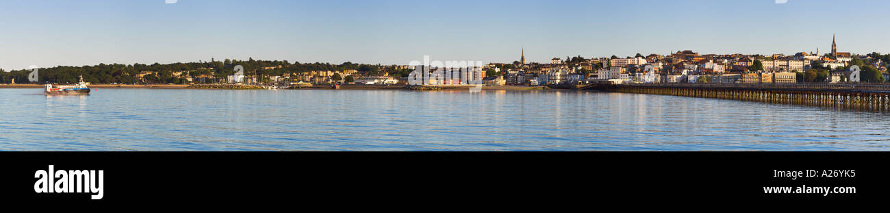 Ryde seafront hi-res stock photography and images - Alamy