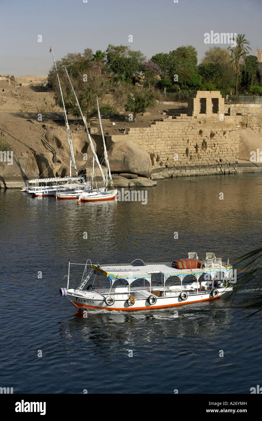 Tour boat on Nile River Aswan Egypt Stock Photo - Alamy