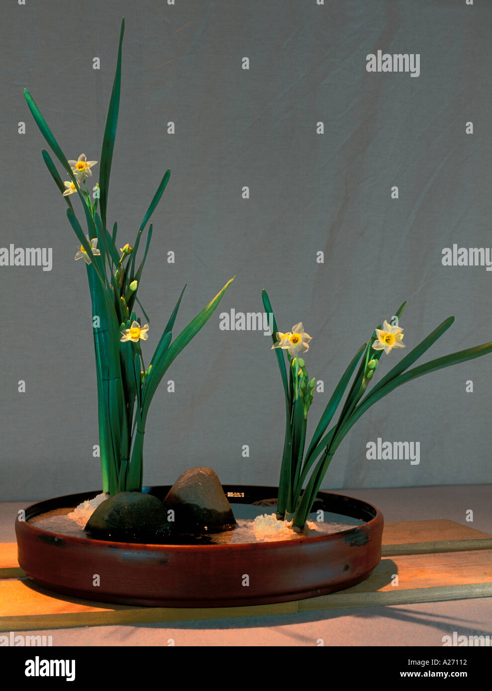 Japanese flower arrangement Ikebana Stock Photo - Alamy