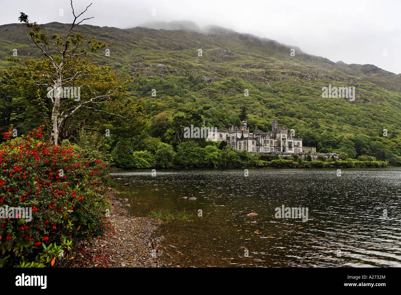 Kylemore abbey chapel hi-res stock photography and images - Alamy