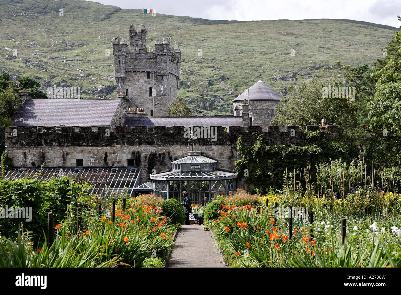 Glenveagh castle in the Glenveagh National Park, Donegal, Ireland Stock ...