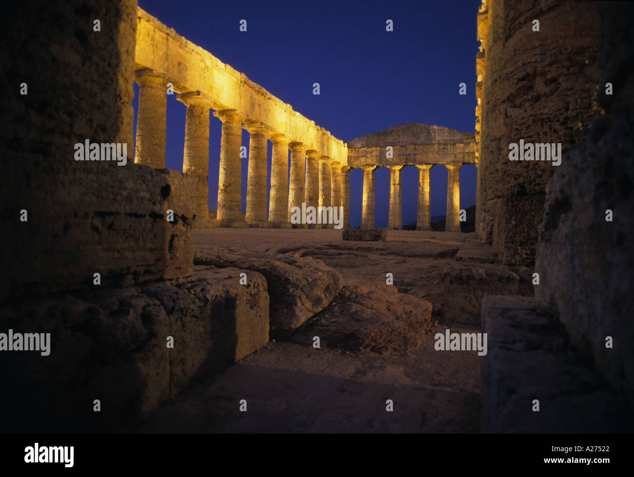 Greek temple art hi-res stock photography and images - Alamy