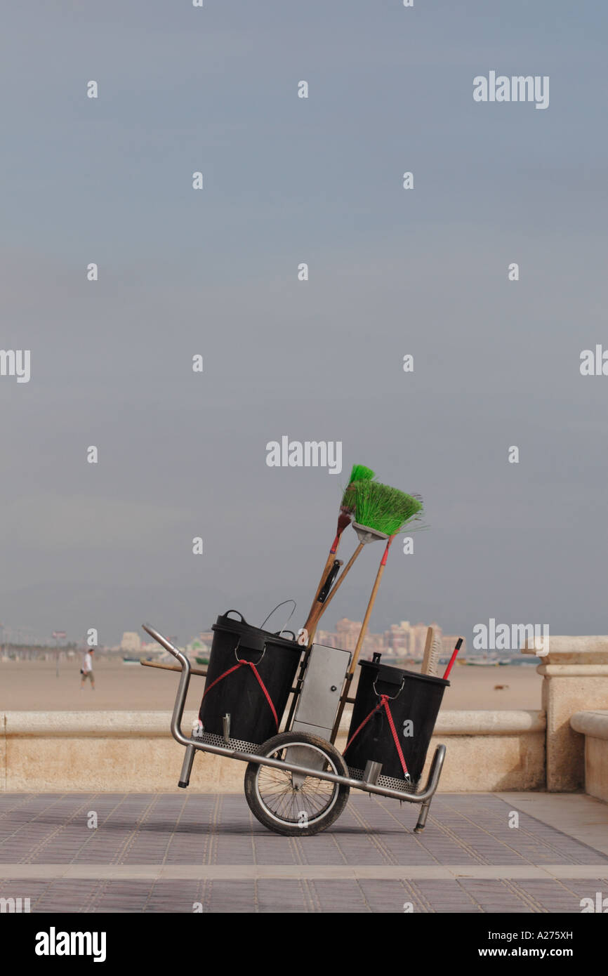 Street cleaning cart hi-res stock photography and images - Alamy