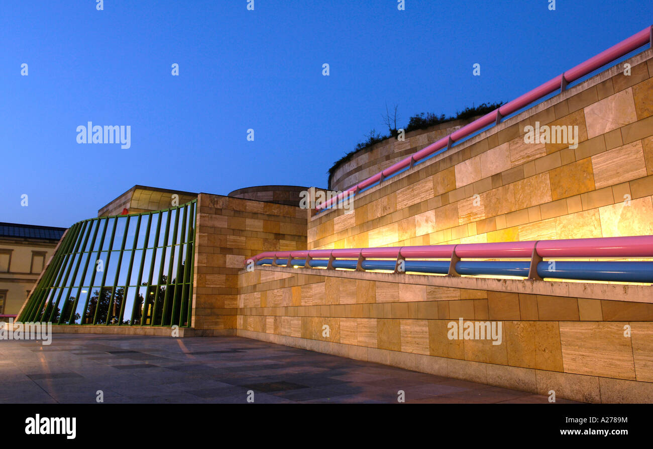Neue staatsgalerie new state gallery hi-res stock photography and ...