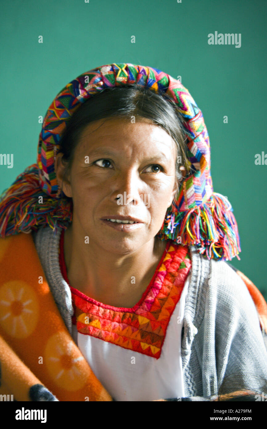 GUATEMALA CAPELLANIA Maya Ixil woman in colorful traditional indigenous ...