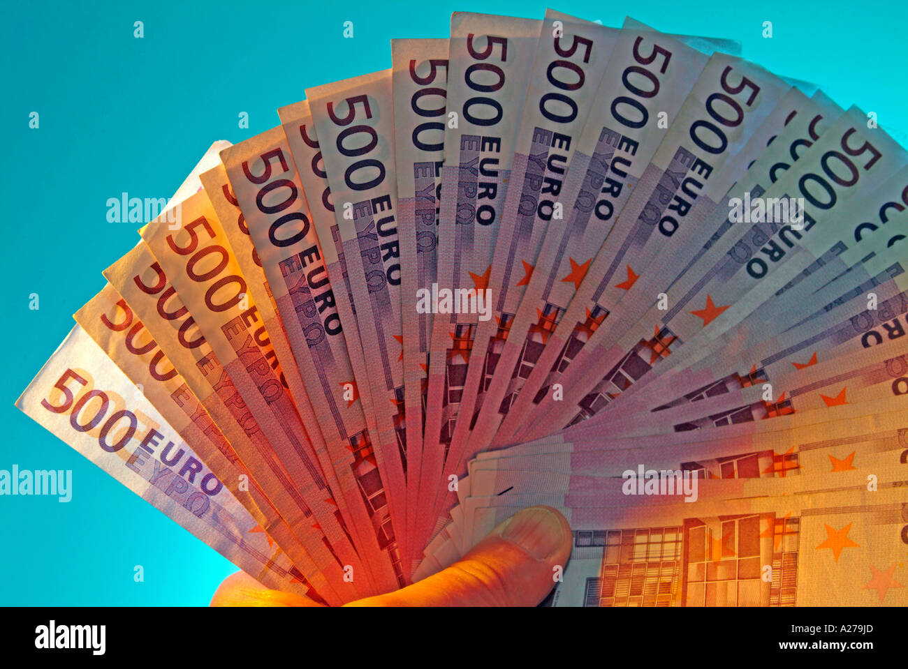 hand holding a fan of 500 euro bank notes banknotes Stock Photo - Alamy