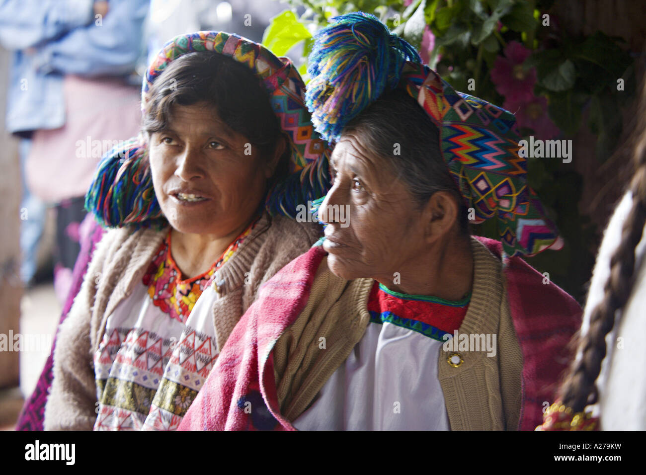 GUATEMALA CAPELLANIA Maya Ixil women in colorful traditional indigenous ...