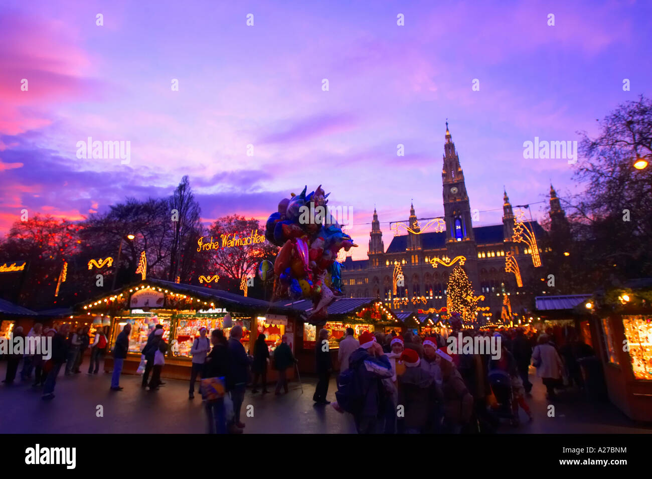 Neues rathaus vienna hi-res stock photography and images - Alamy