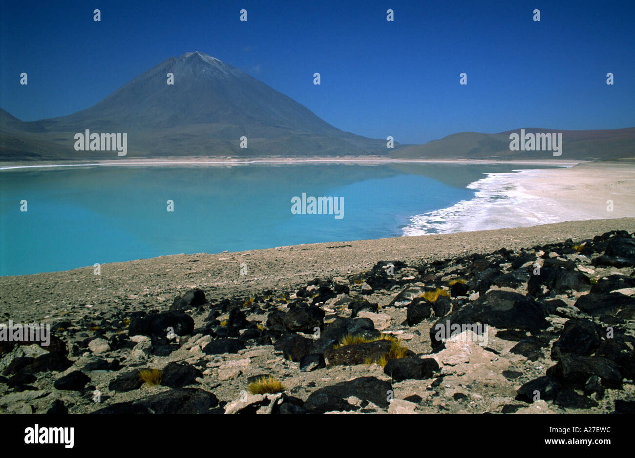 Volcan Licancabur and the Laguna Verde on the Chile Bolivia border ...