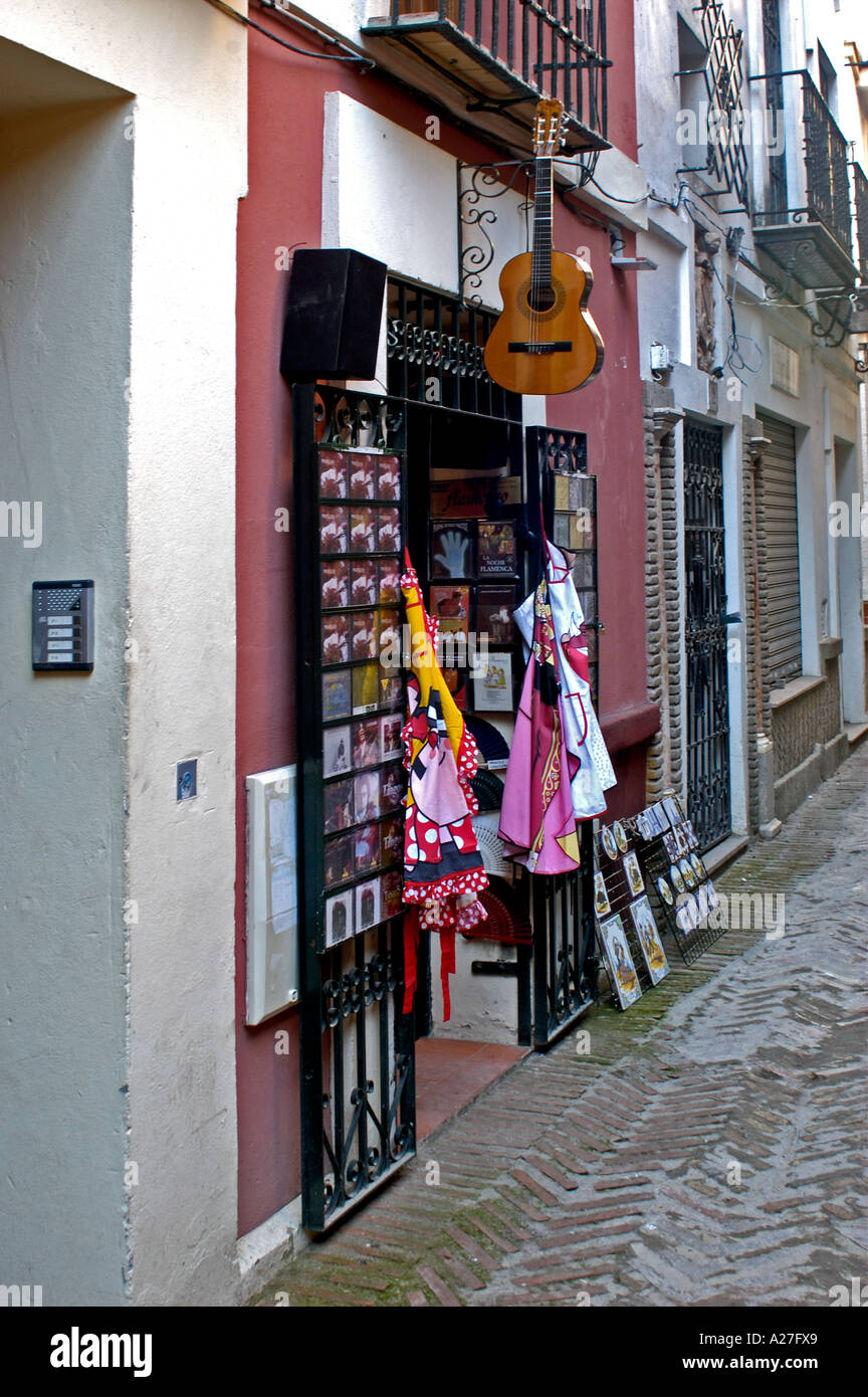Seville guitar shop spain hi-res stock photography and images - Alamy