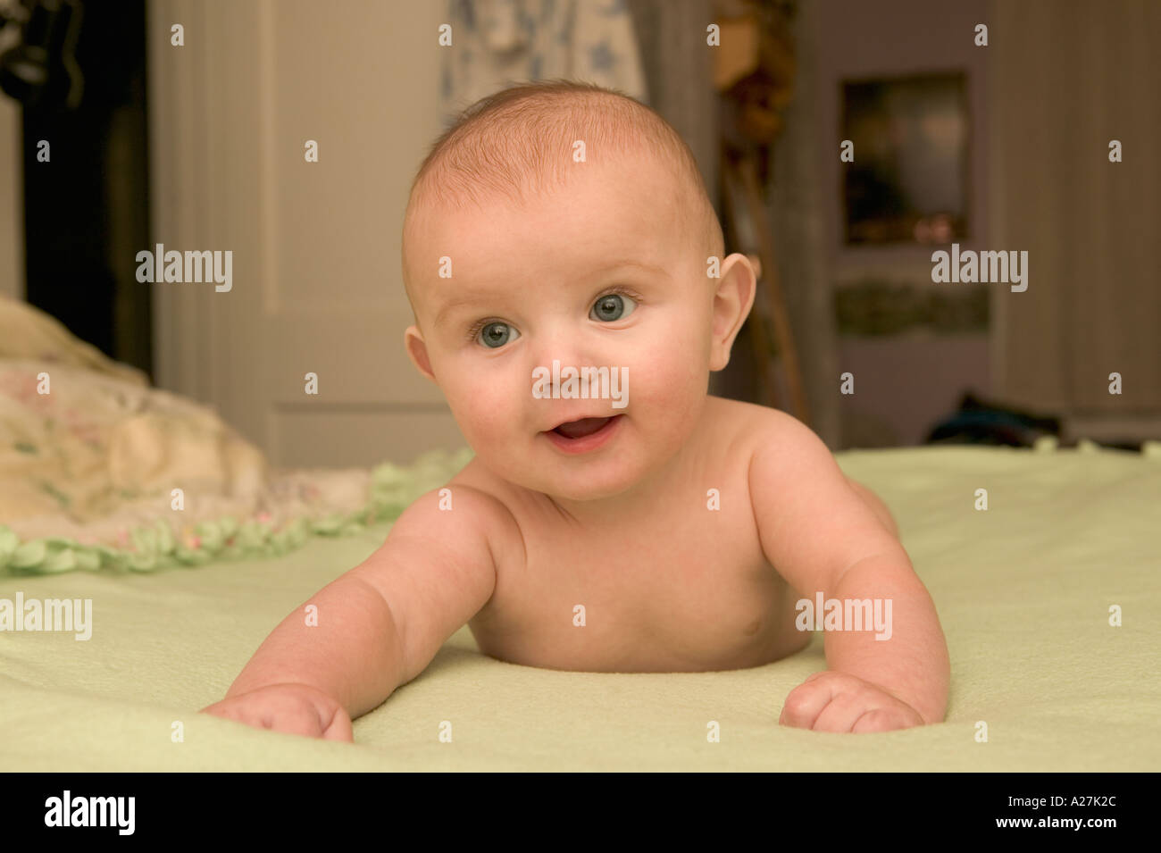 Four month old baby boy smiling Stock Photo - Alamy