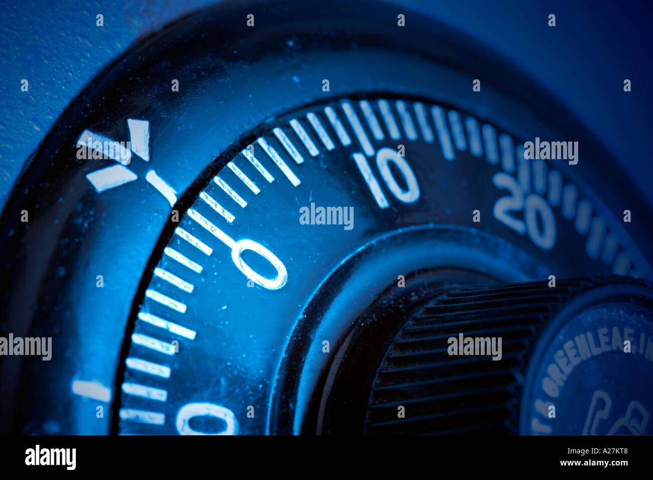 Safe cracking hi-res stock photography and images - Alamy