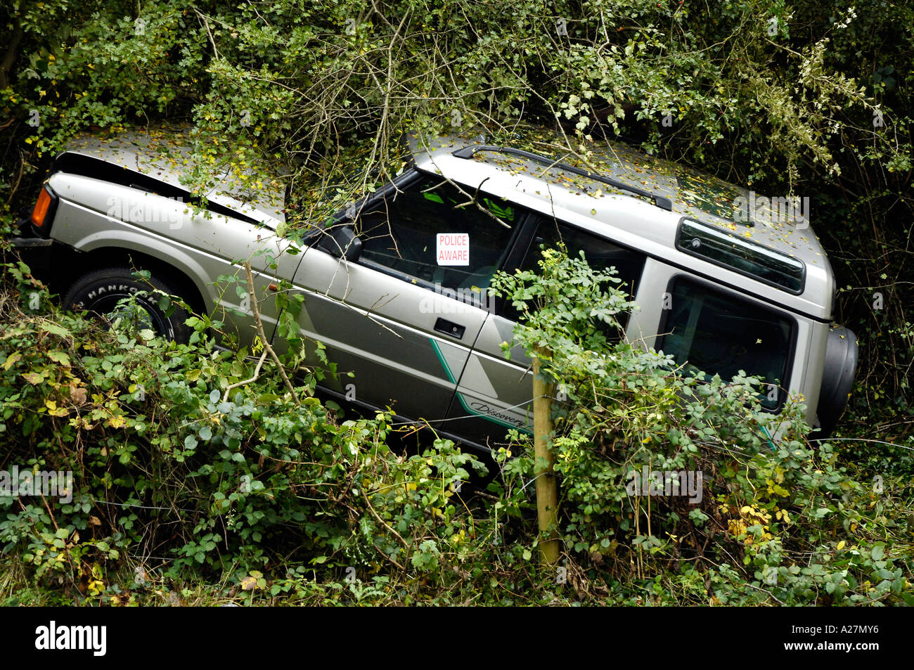 Land Rover Discovery 1990 Accident Stock Photo - Alamy