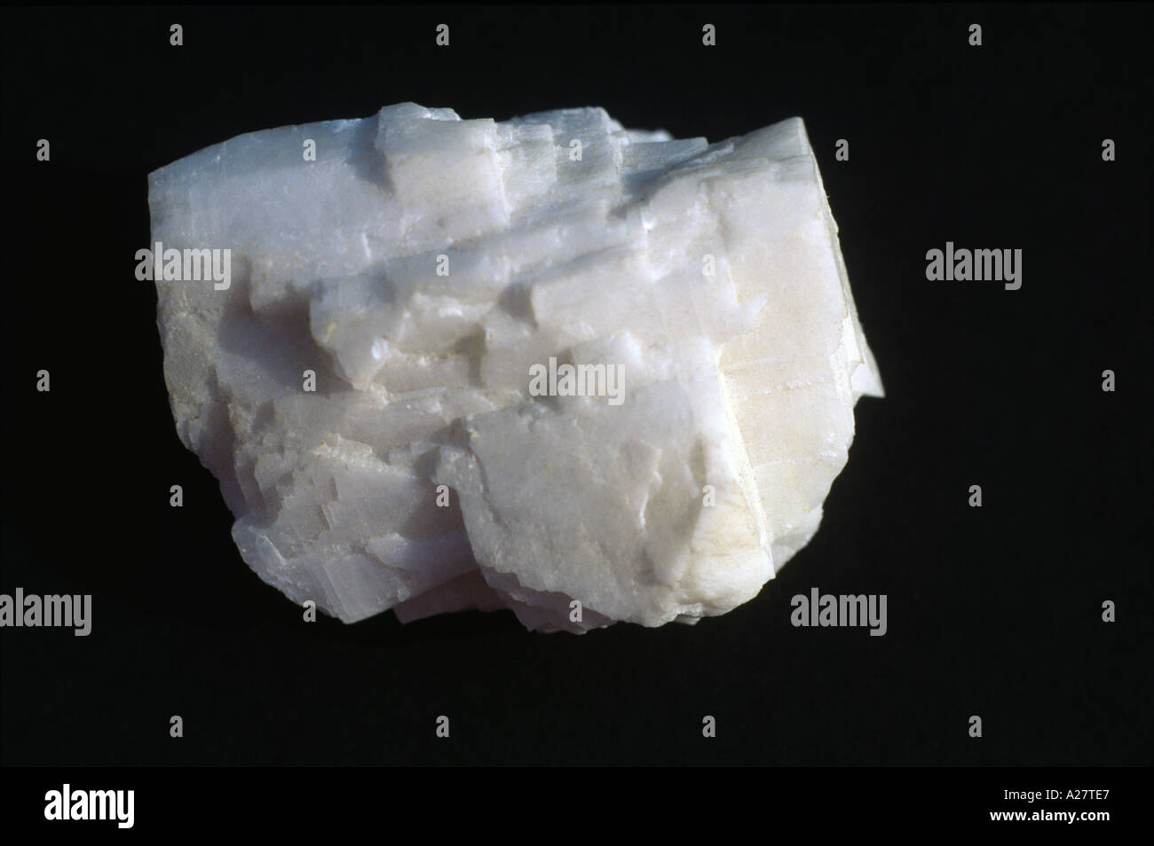 Use chalk hi-res stock photography and images - Alamy