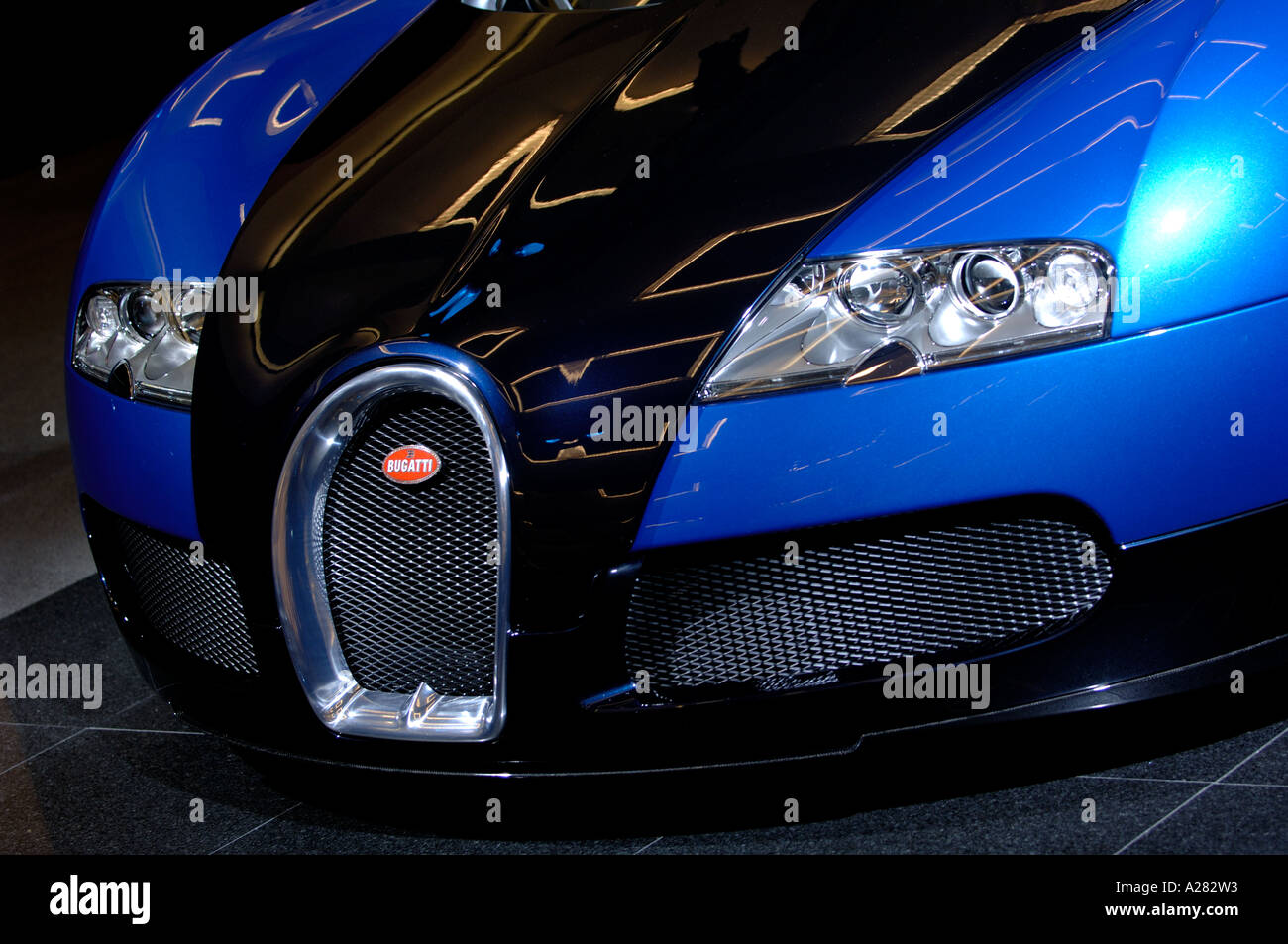 Bugatti Veyron Blue And Black