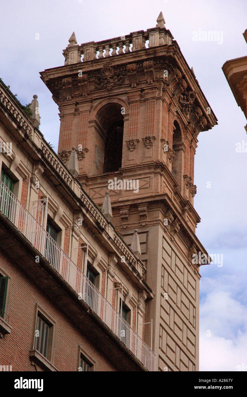 Plaza de manises valencia hi-res stock photography and images - Alamy