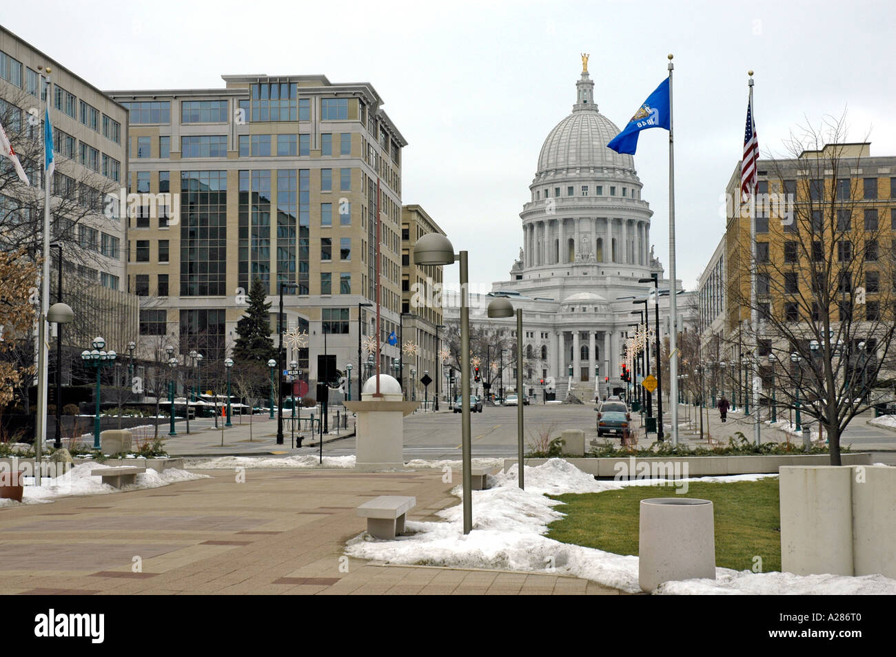 Madison capital building hi-res stock photography and images - Alamy