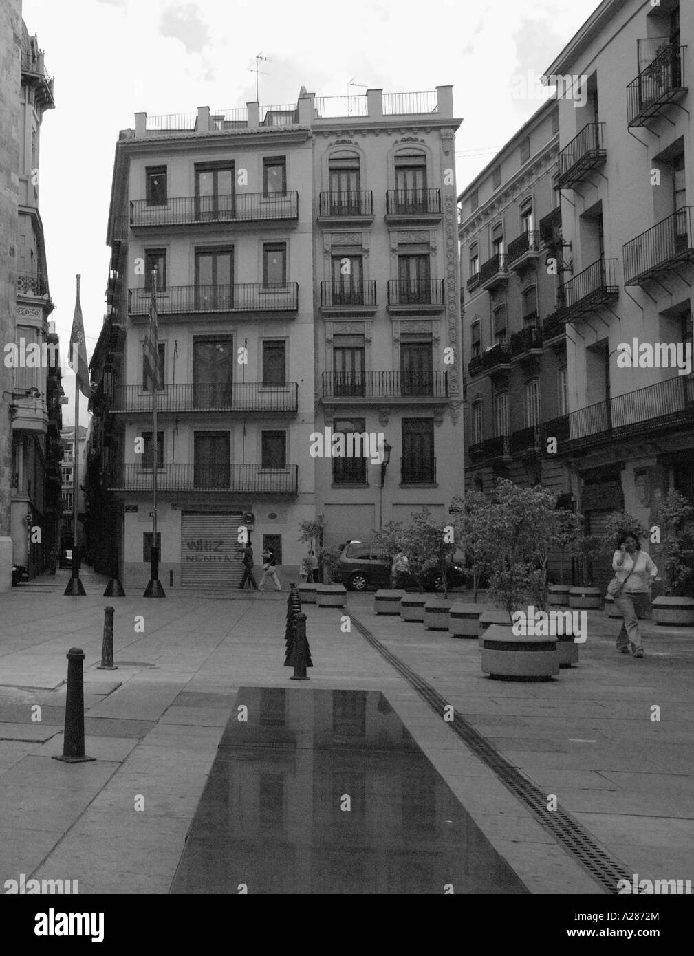 Plaza de manises valencia Black and White Stock Photos & Images - Alamy