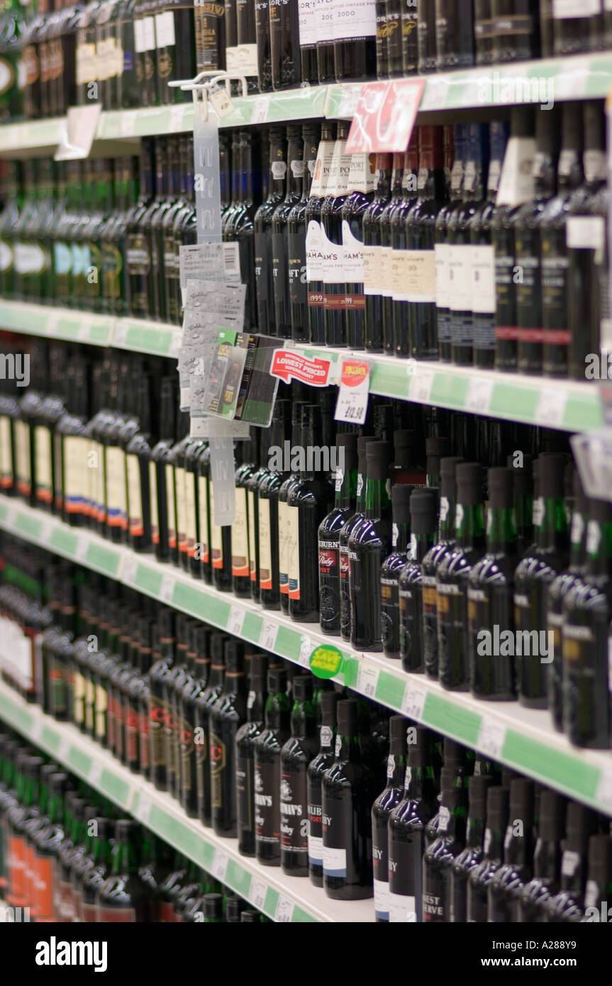 Shelves in a supermarket full of alcohol Stock Photo - Alamy