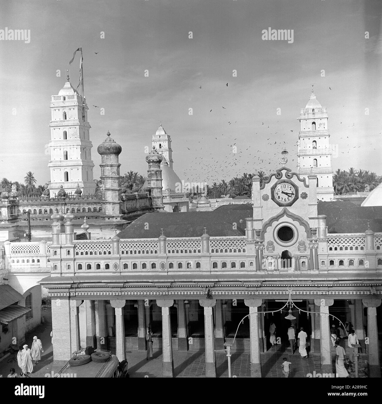 Nagore dargah hi-res stock photography and images - Alamy