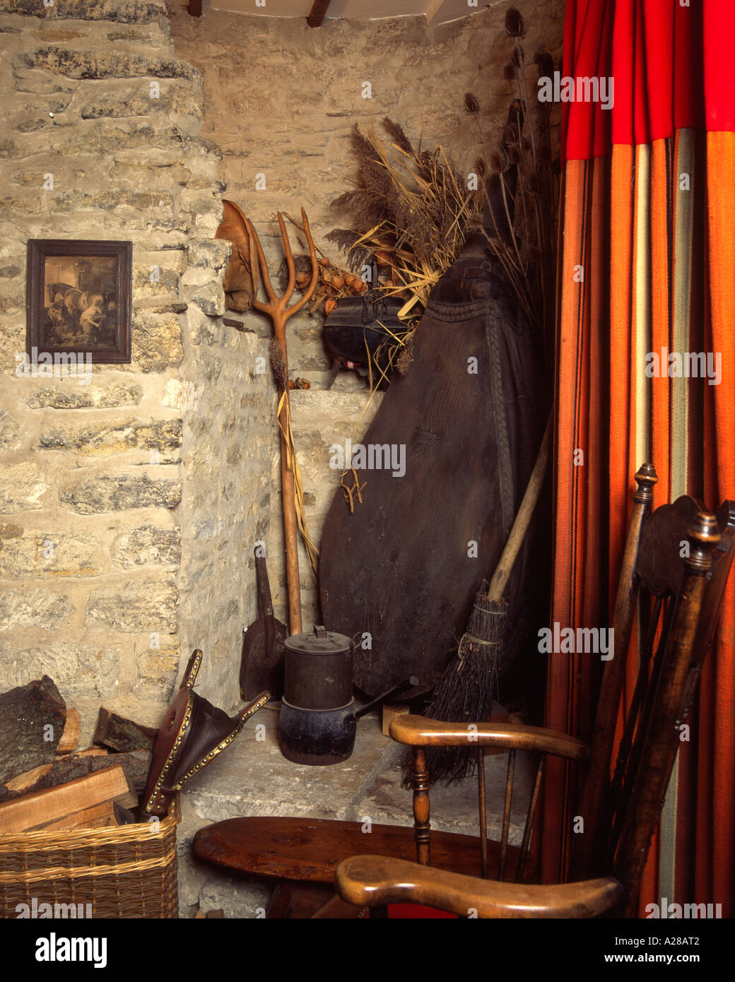 Rustic farm tools display hi-res stock photography and images - Alamy