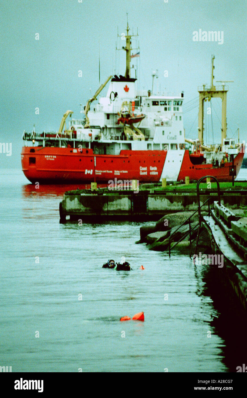 American coast guard hi-res stock photography and images - Alamy