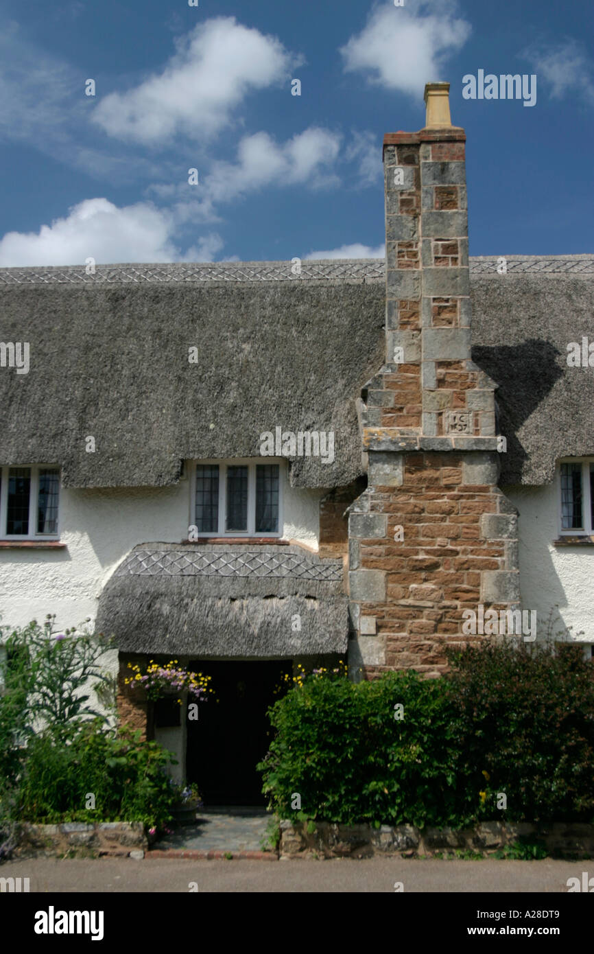 Devon england cob house hi-res stock photography and images - Alamy