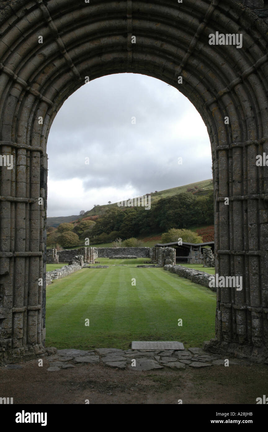 Old stone archway Stock Photo - Alamy