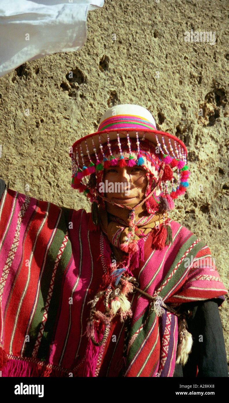 Traditional dress inti raymi festival hi-res stock photography and ...