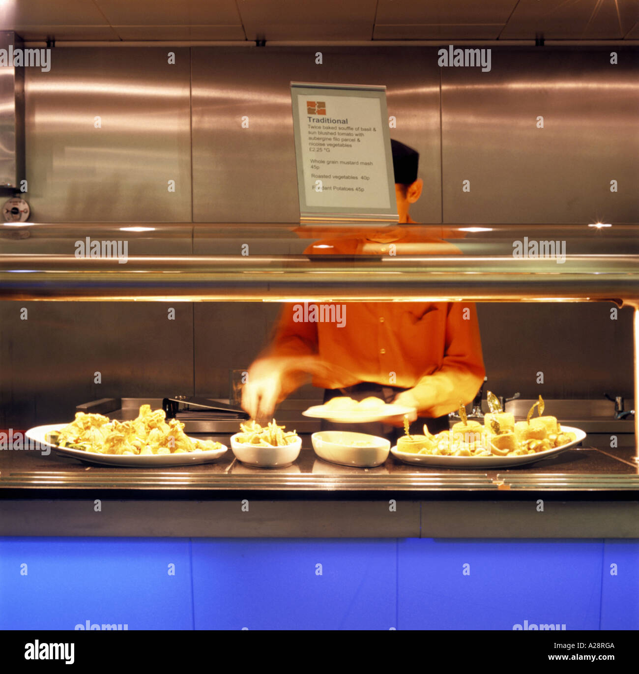 School food serving counter hi-res stock photography and images - Alamy