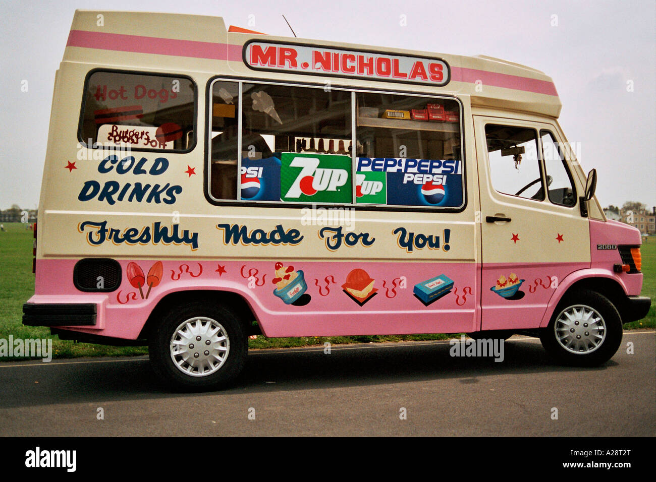 Ice Cream Van Stock Photo - Alamy